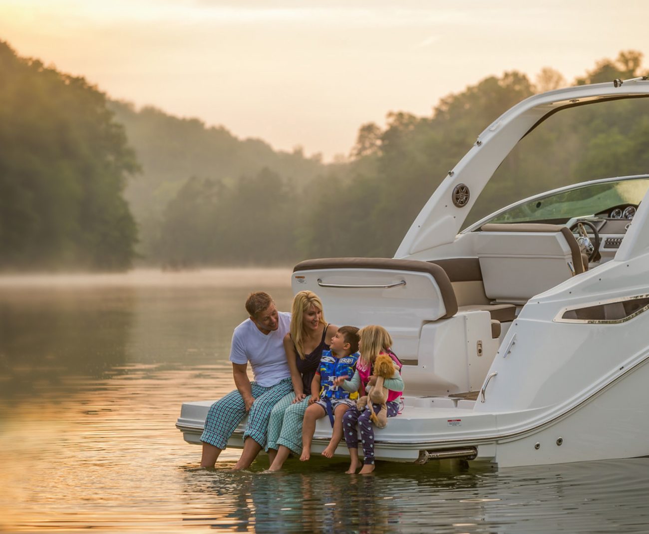 How Boating Getaways Can Be the Perfect Socially Distanced Activity
